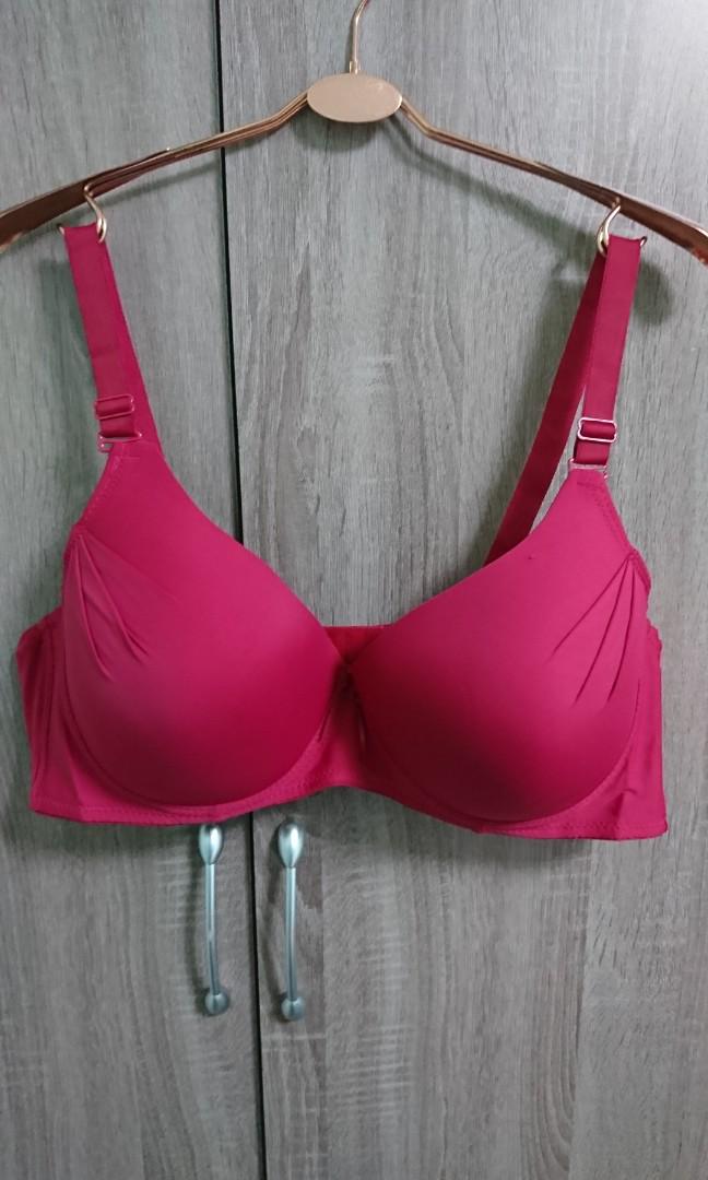 New Plus Size Red Bra DD / E 50/115, Women's Fashion, Tops, Other Tops ...