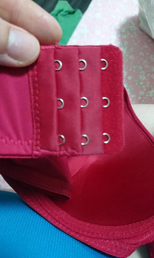 New Plus Size Red Bra DD / E 50/115, Women's Fashion, Tops, Other Tops ...