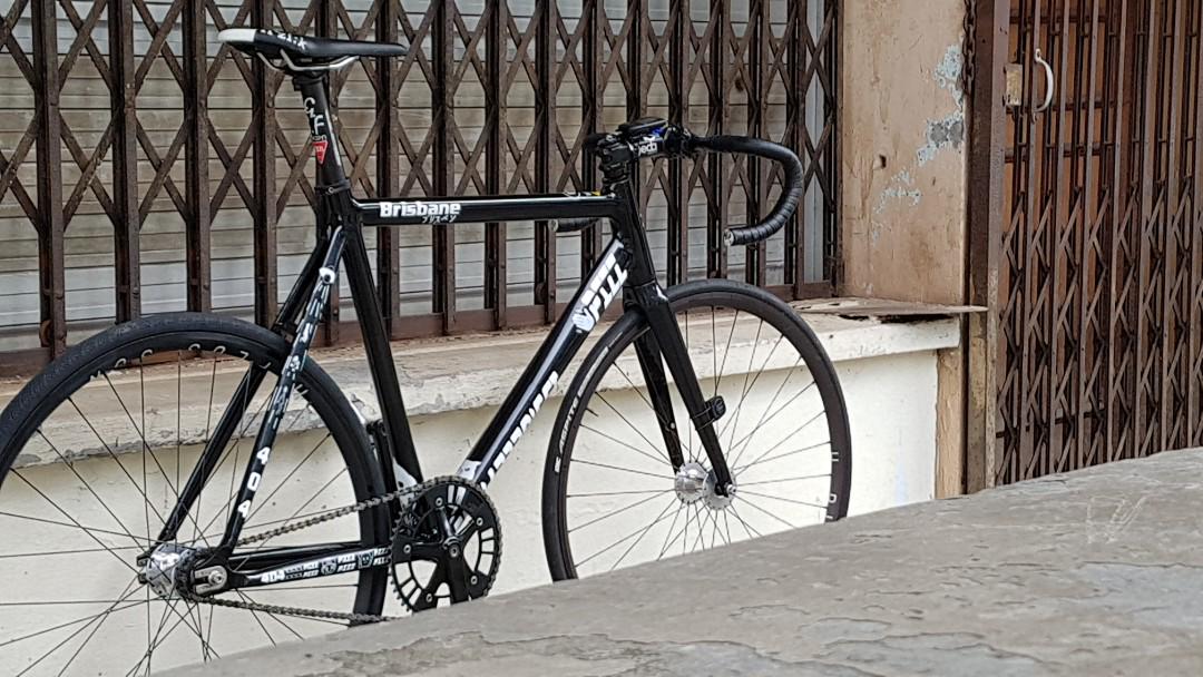 Pizz brisbane, Sports Equipment, Bicycles & Parts, Bicycles on Carousell