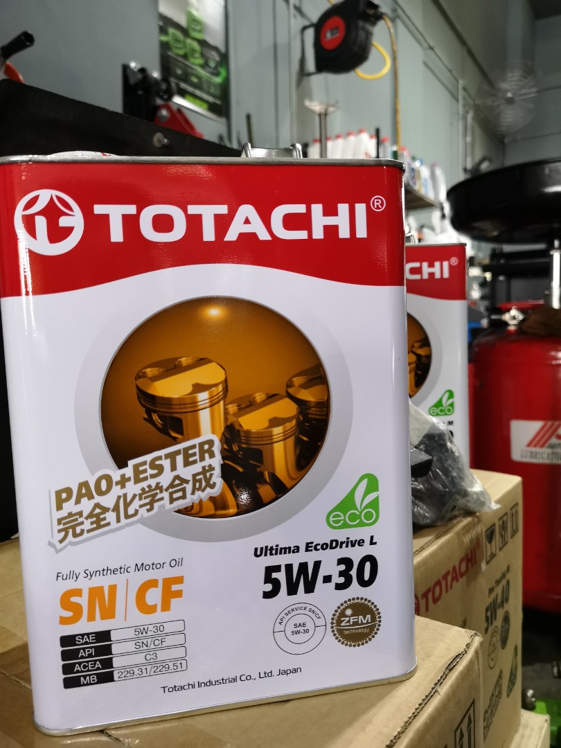 Car servicing with Totachi 5w30(PAO+ESTER), Car Accessories ...