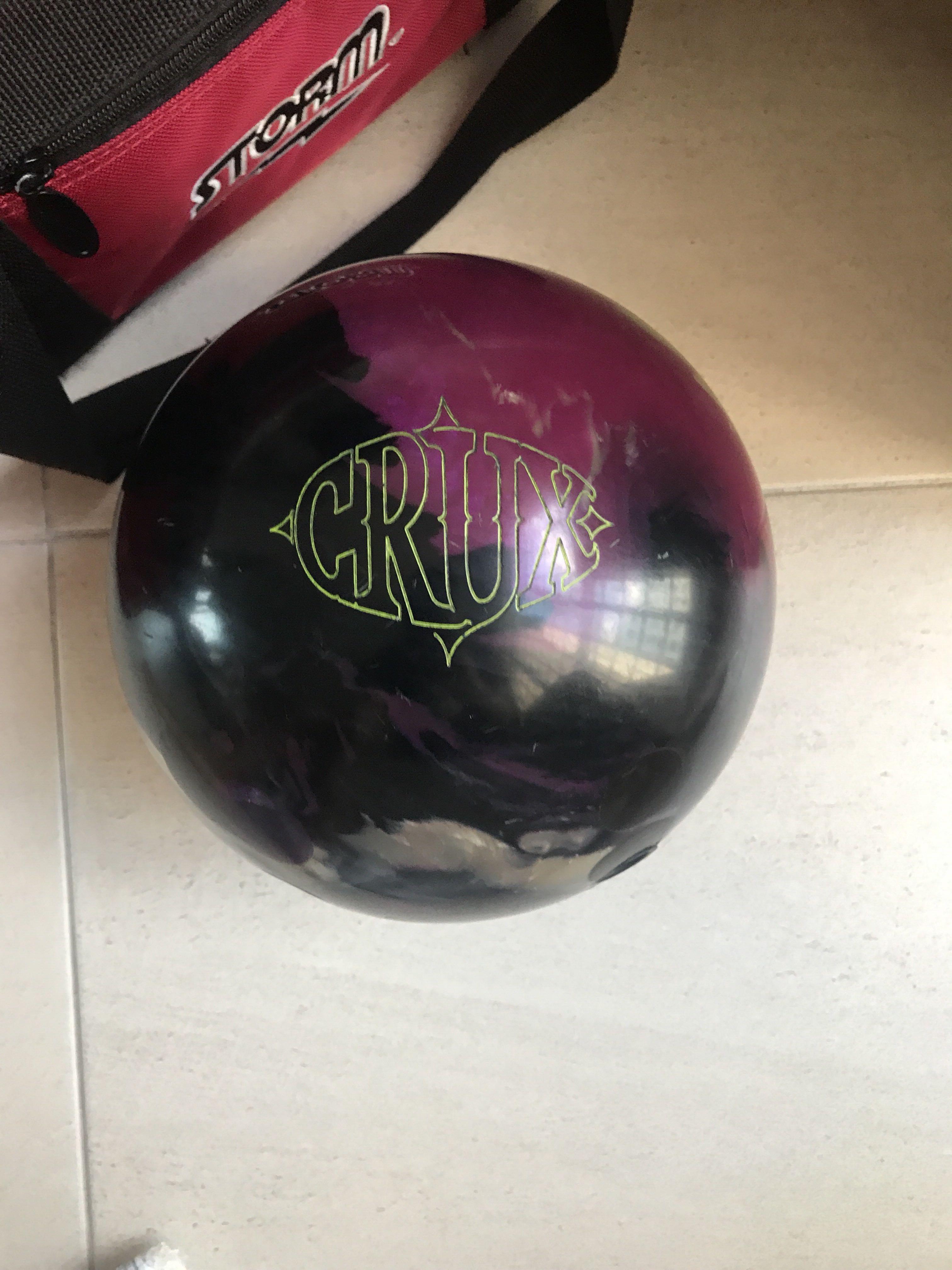 Storm crux bowling ball 14lbs, Sports Equipment, Sports & Games ...