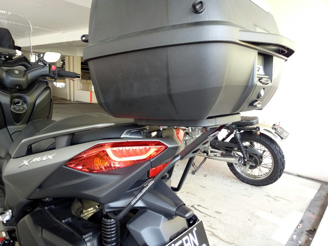 Yamaha XMAX top box rack (givi/rack), Motorcycles, Motorcycle ...