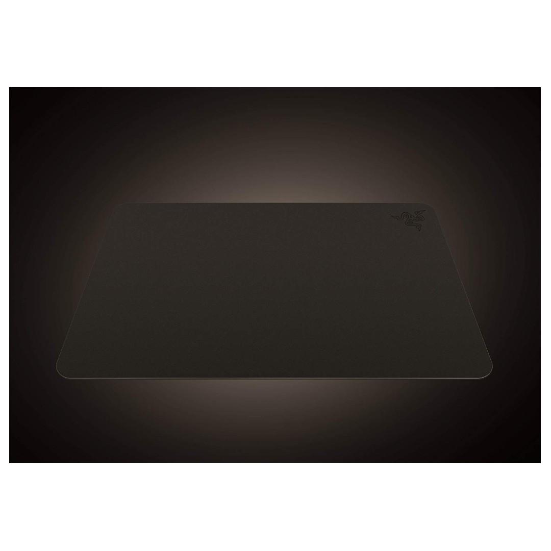 Razer Manticor - Aluminum Gaming Mouse Mat - Optimized Tracking Surface ...