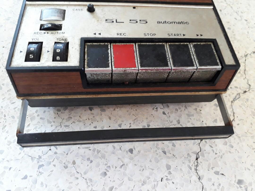 vintage 1960s Germany ITT Schaub-Lorenz SL55 Automatic portable faux ...