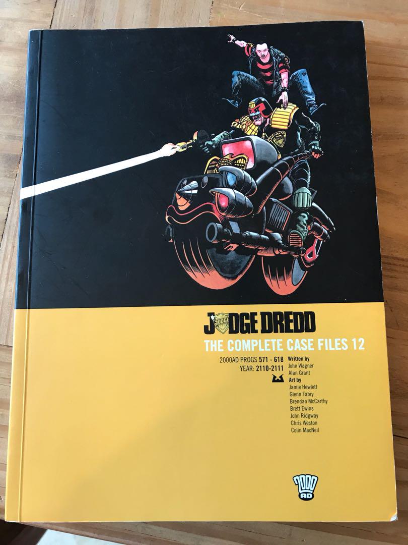 Judge dredd complete case files 12, Hobbies & Toys, Books & Magazines ...