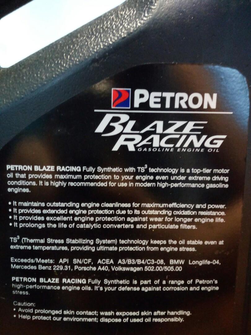 PETRON BLAZE RACING FULLY SYNTHETIC ENGINE OILS PREMIUM MINYAK HITAM ...