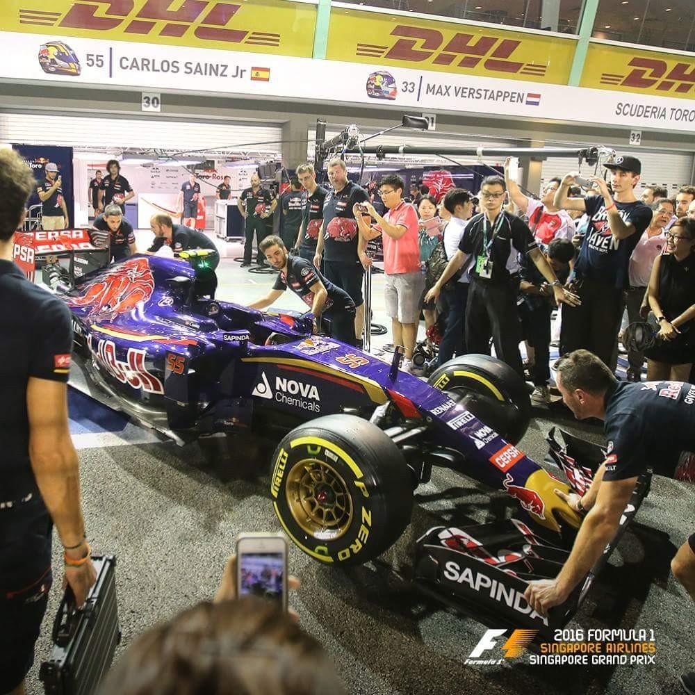 F1 Singapore GP Pit Lane Experience, Tickets & Vouchers, Local ...