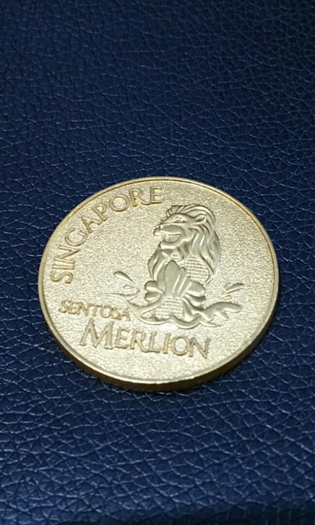 Sentosa Merlion Gold Coin Collection Souvenir / CNY Golden Ox / Lion ...