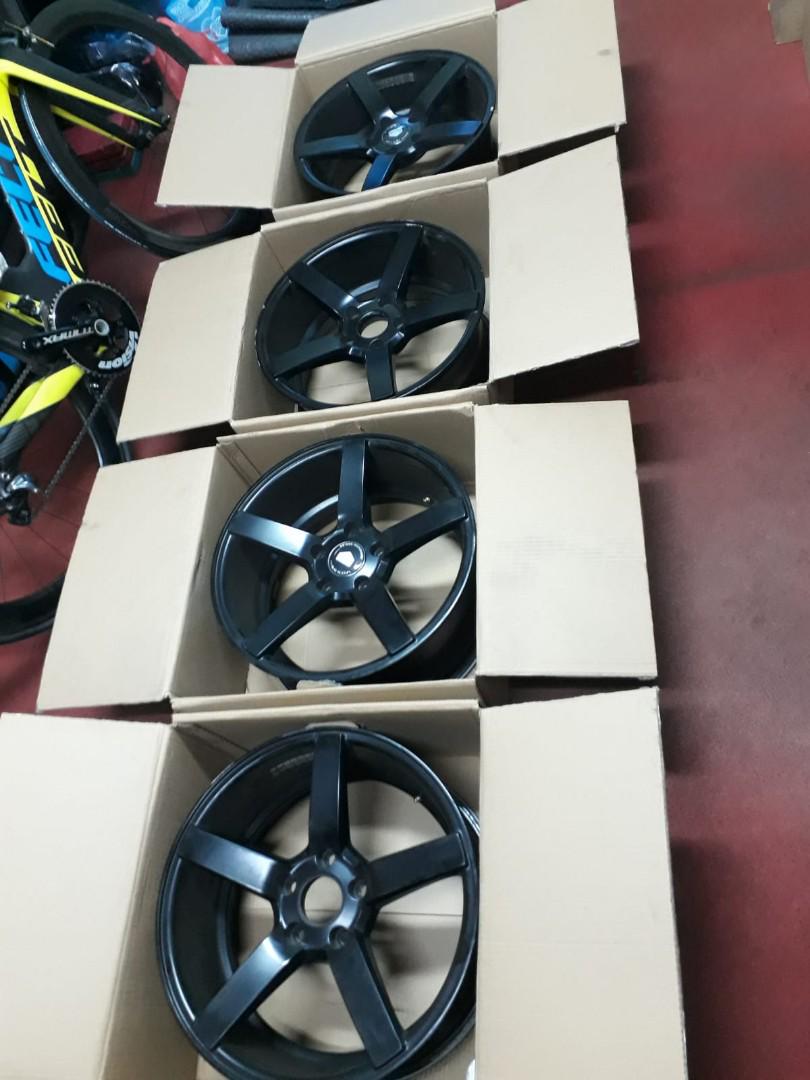 Vossen 17 inch ( Rim Only ), Car Accessories, Tyres & Rims on Carousell