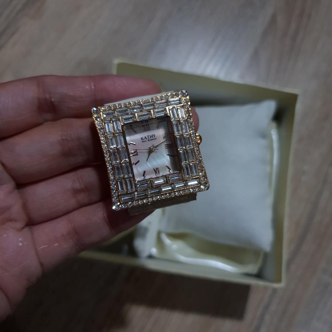 Authentic Kathy Von Zeeland Dress Watch, Women's Fashion, Watches ...