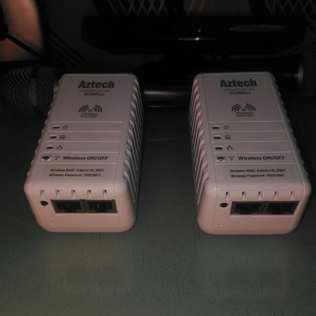 Aztech Homeplug Av 200mbps Wifi Extender Computers And Tech Parts And Accessories Networking On