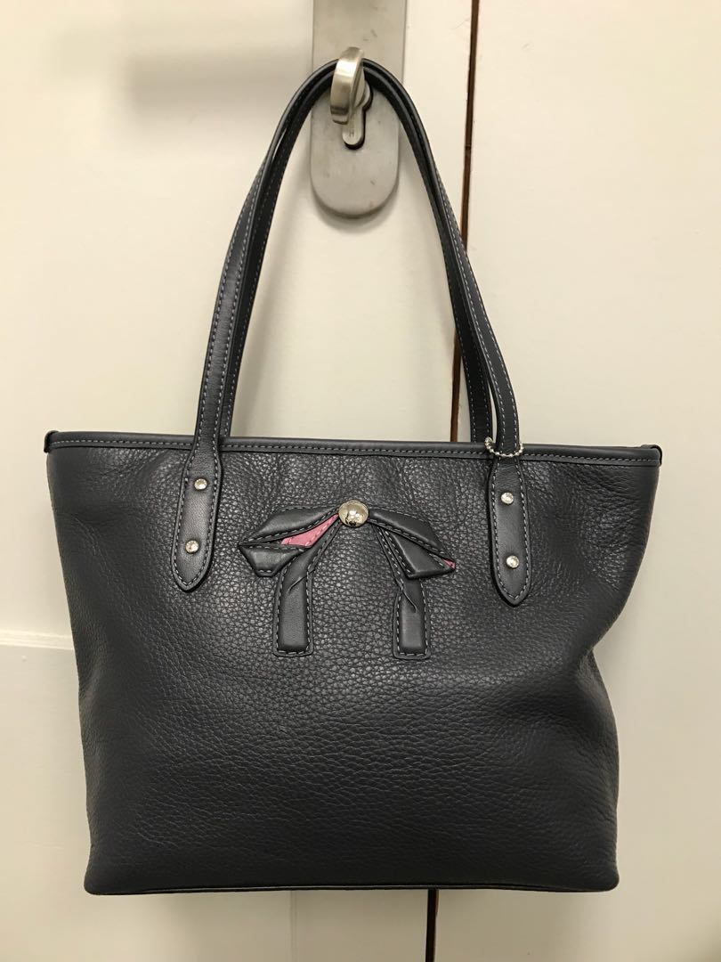 Coach mini tote F28988, Luxury, Bags & Wallets on Carousell