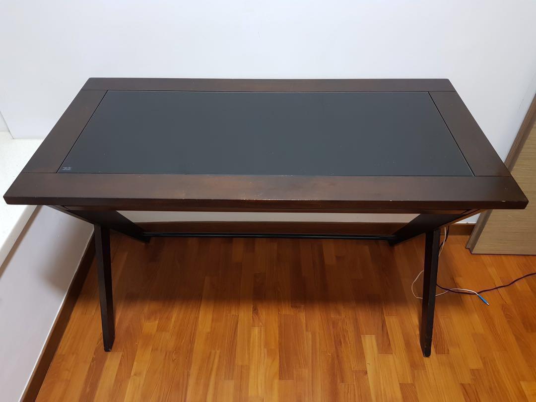 (FREE) PC table, Furniture & Home Living, Furniture, Tables & Sets on ...