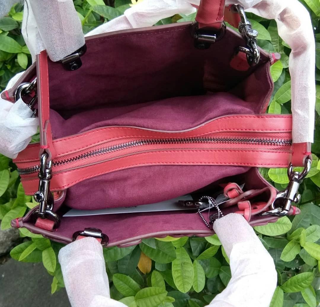NEW Coach Rogue Tea Rose Red 25 Authentic, Barang Mewah, Tas & Dompet ...