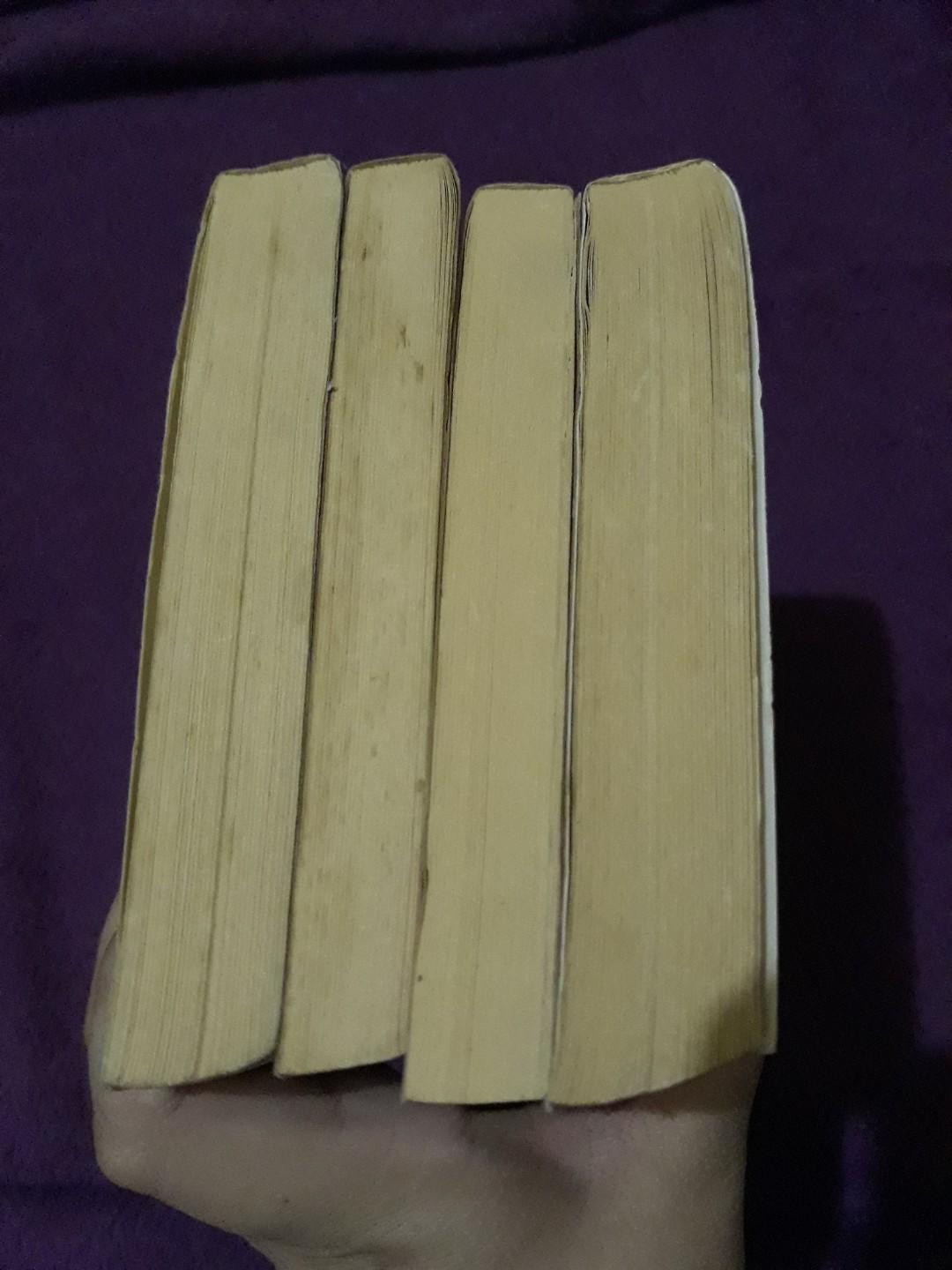 The Clique by Lisi Harrison, Hobbies & Toys, Books & Magazines ...