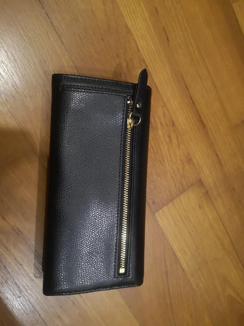 Victoria's Secret Black Long Wallet, Women's Fashion, Bags & Wallets ...