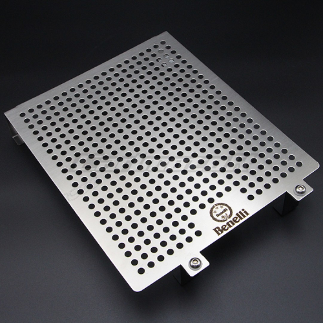 BENELLI LEONCINO 500 RADIATOR COVER, Auto Accessories on Carousell