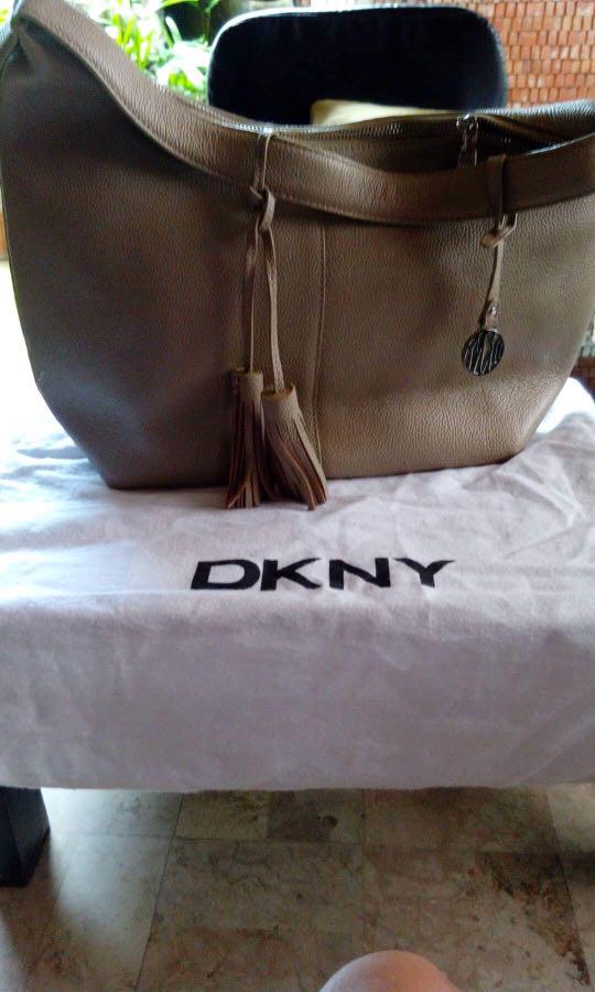 DKNY on Carousell