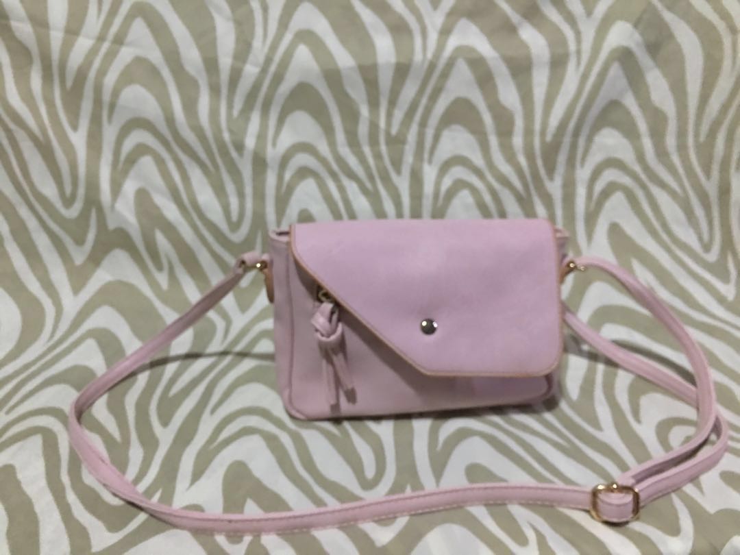 Original Aiyaya HOUSE by MINISO, Women's Fashion, Bags & Wallets, Beach ...