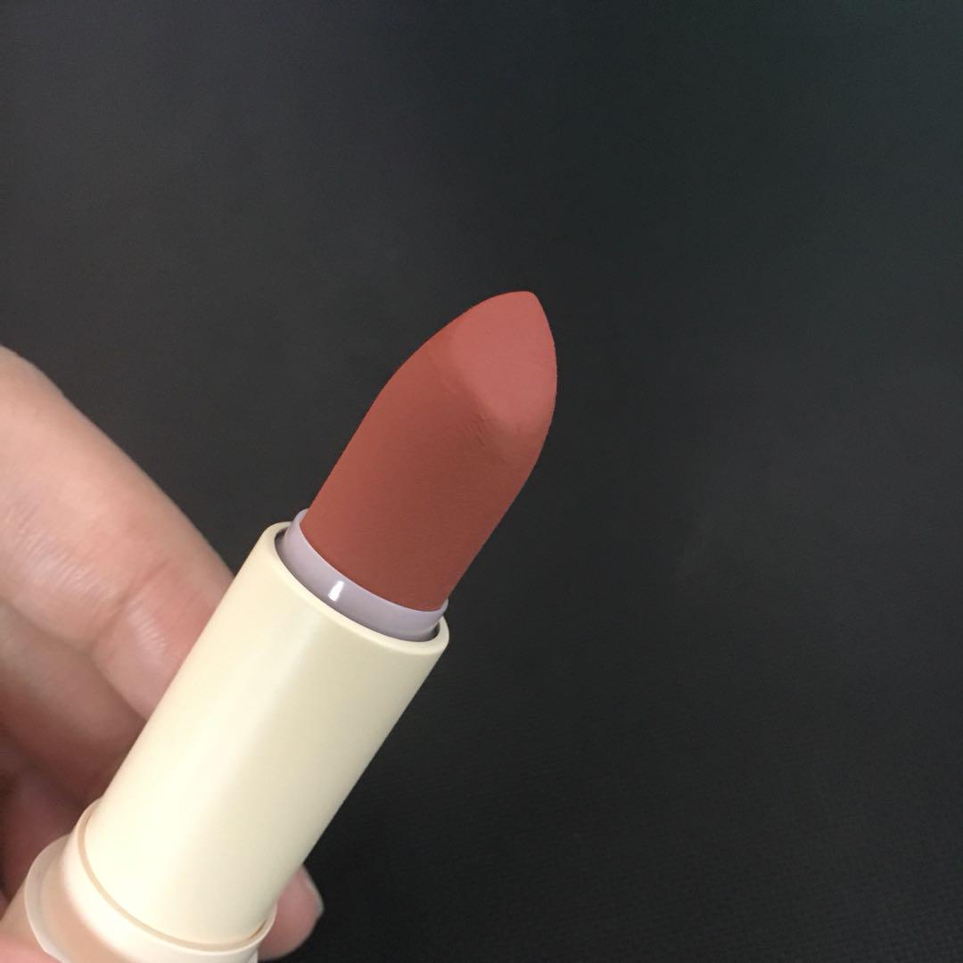 Sunnies Face Fluffmate Lipstick in Vacay, Beauty & Personal Care, Face ...