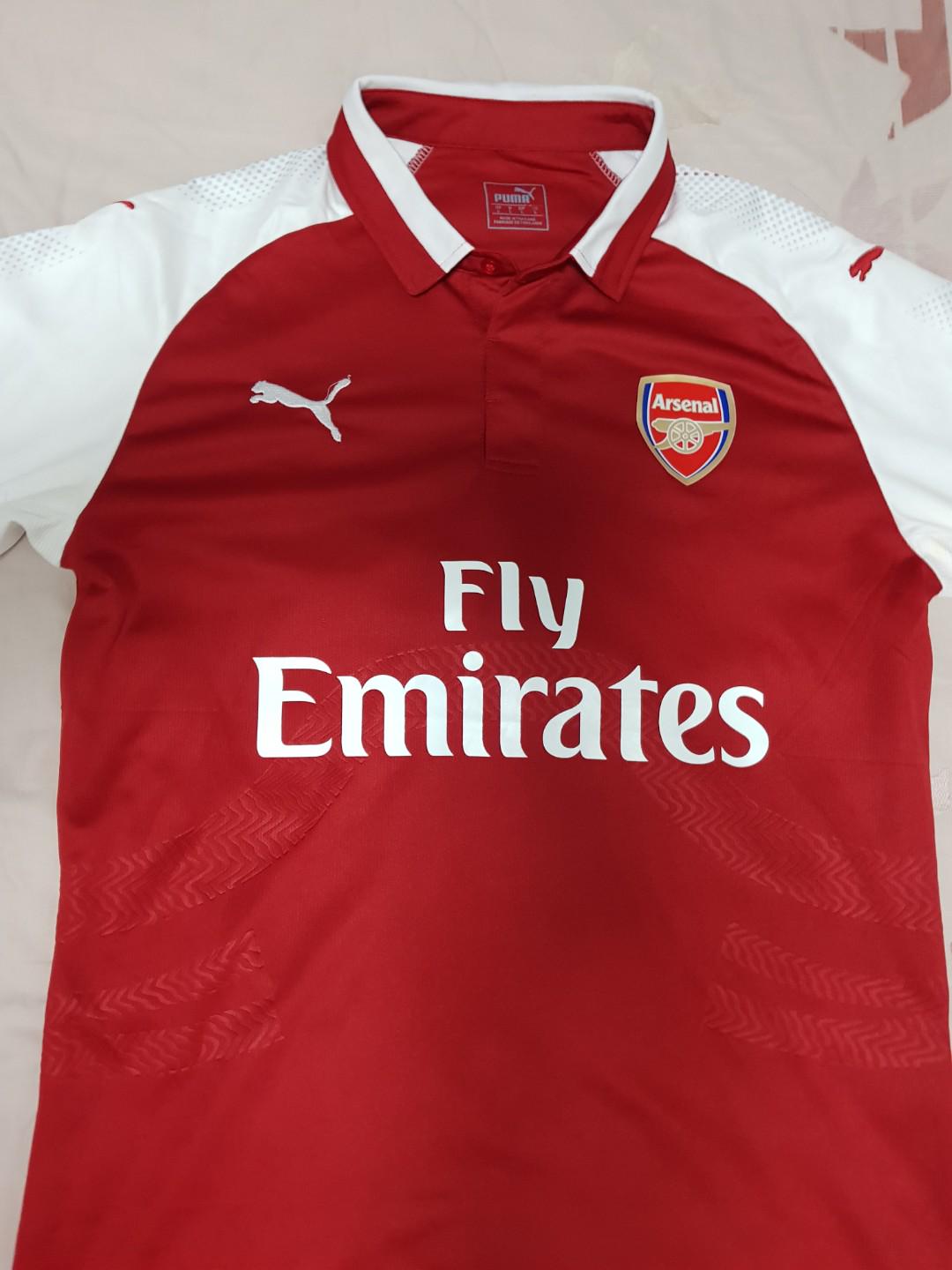 Arsenal Jersey, Men's Fashion, Activewear on Carousell