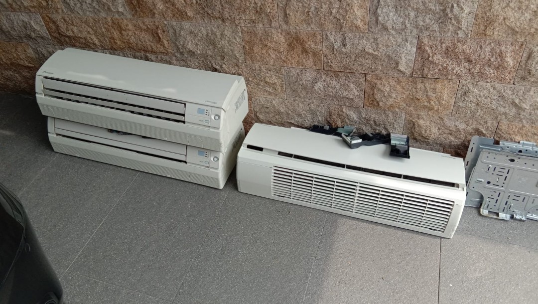 Daikin inverter system 3 recon, TV & Home Appliances, Air Conditioners ...