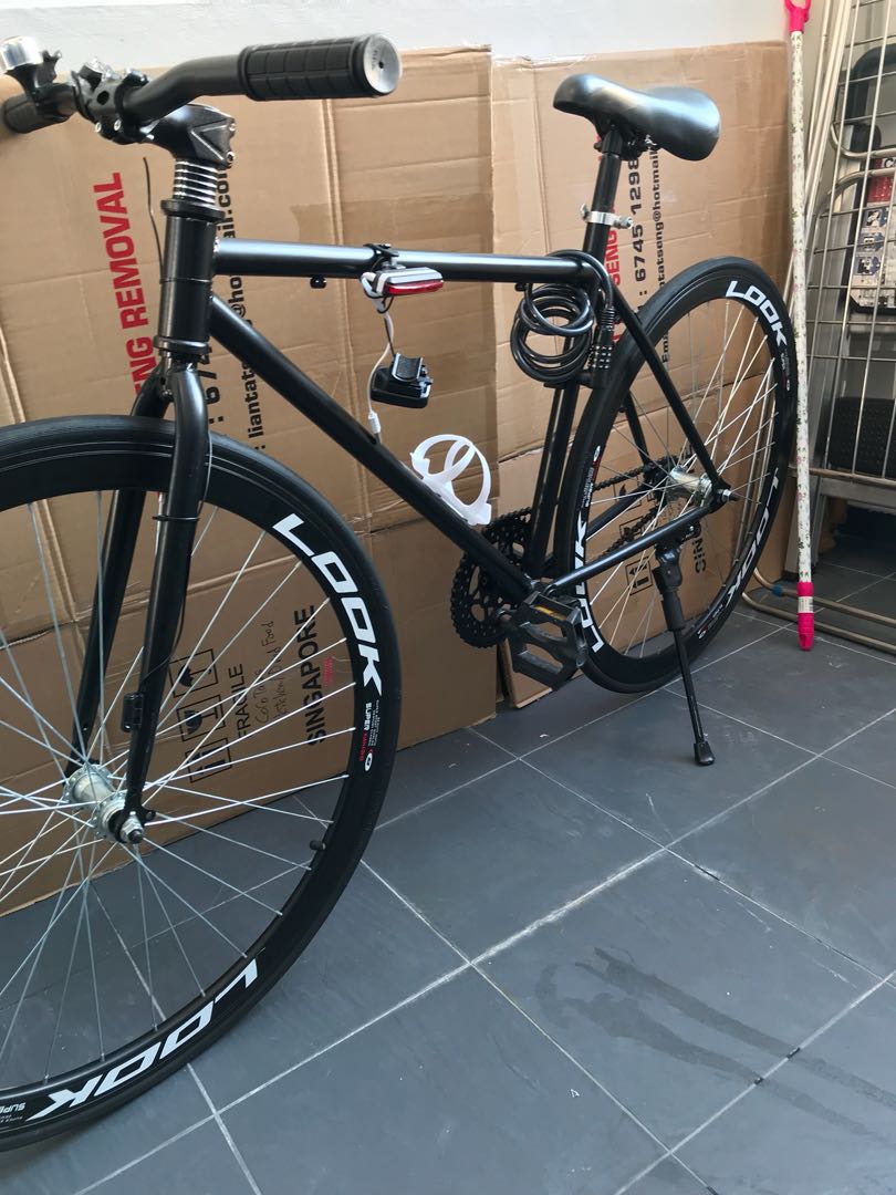 Fixie, Sports Equipment, Bicycles & Parts, Bicycles on Carousell