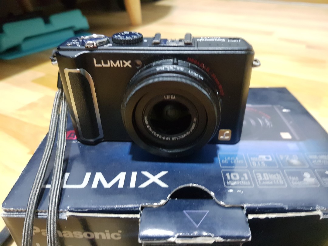Panasonic Lumix LX3, Photography, Cameras, Digital Cameras on Carousell