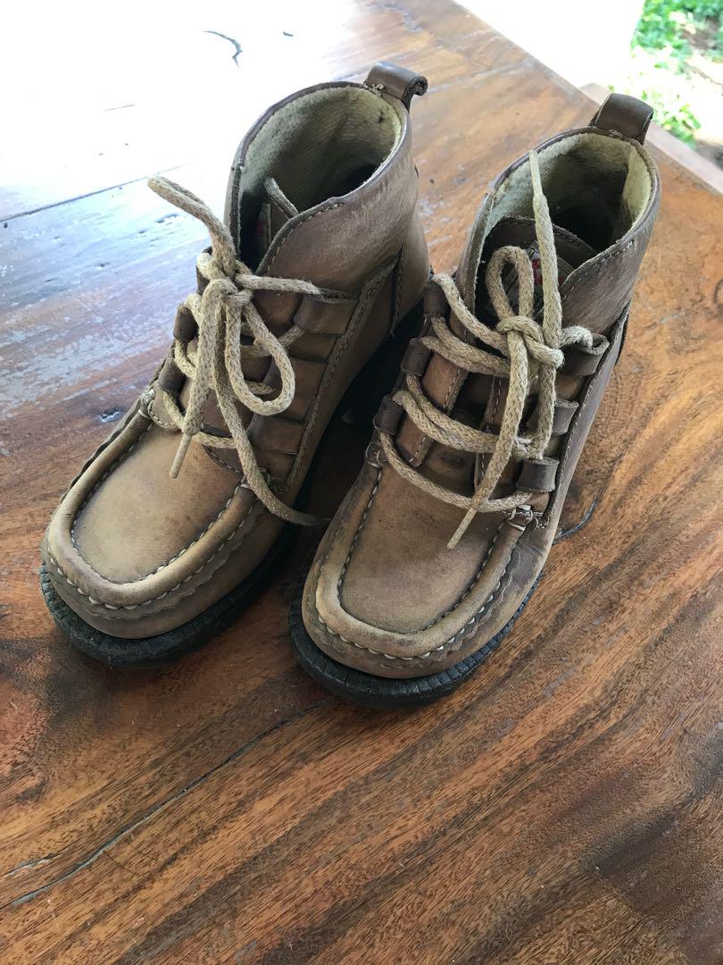 Vintage style / classic kickers, Women's Fashion, Footwear, Sneakers on ...