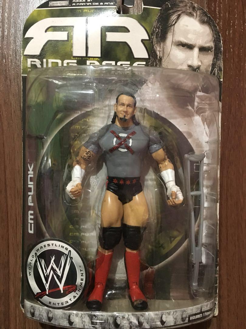 WWE Action Figures - Batista, Orton, Triple H, Ric Flair, Edge, Rey ...