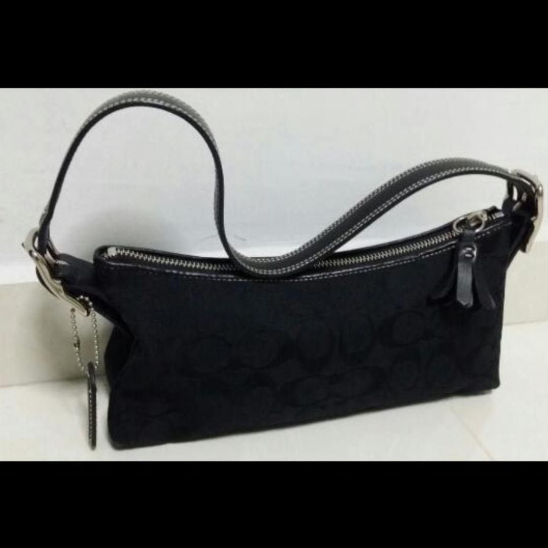 Coach small handbag, Women's Fashion, Bags & Wallets, Tote Bags on ...