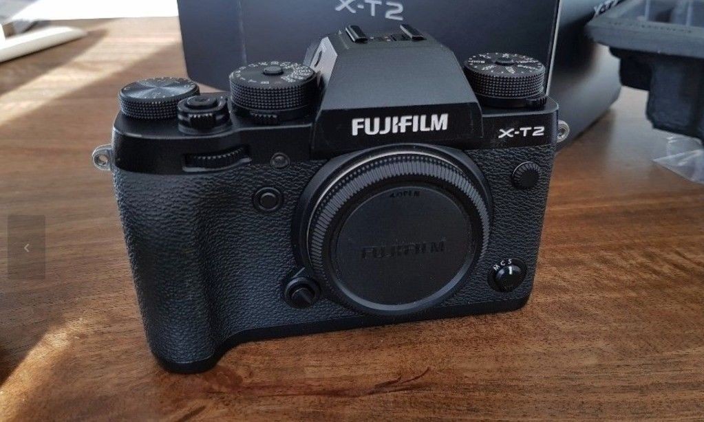 Fuji X-T2, Photography, Cameras on Carousell