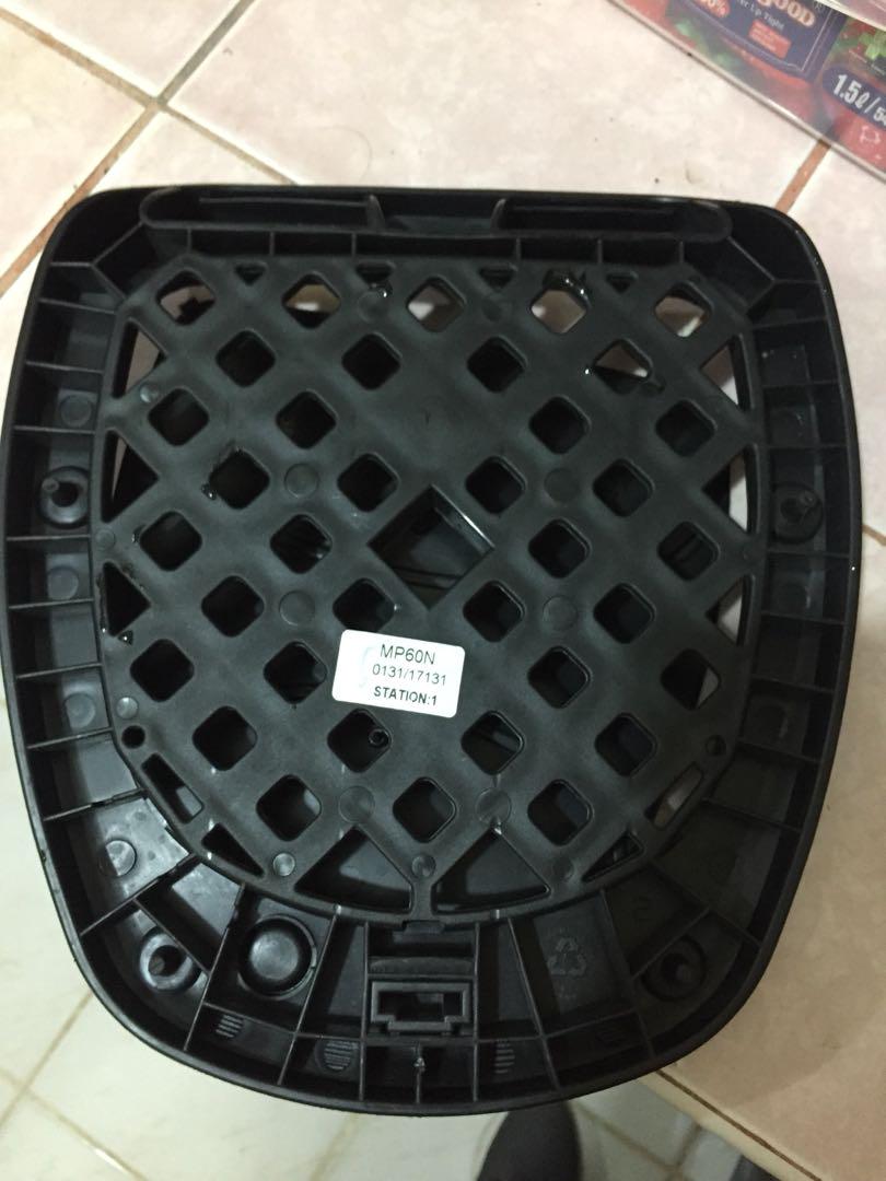 GIVI MP60N Universal Monolock Plate with Screw Set, Motorbikes on Carousell