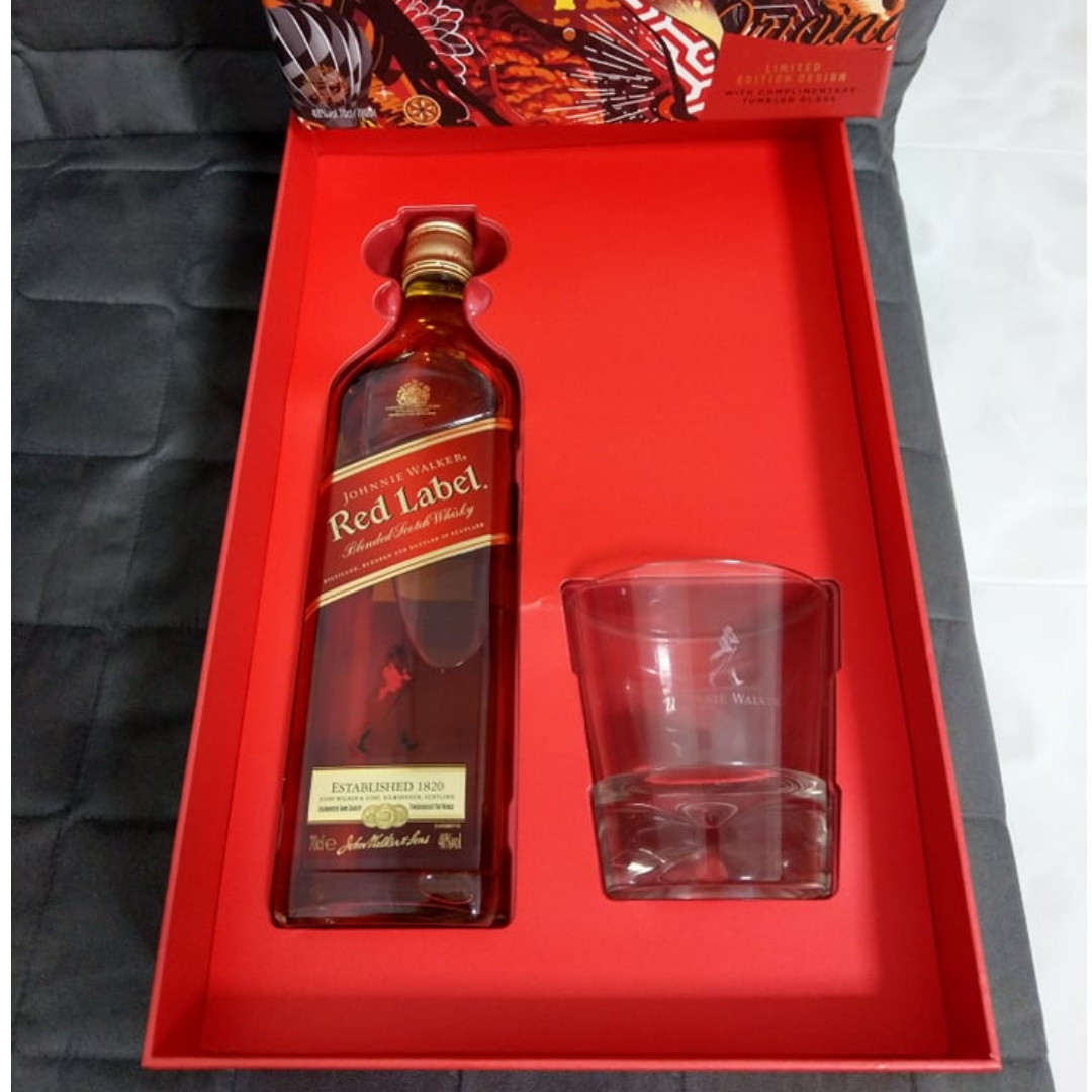 JOHNNIE WALKER RED LABEL 700ML GIFT PACK + FREE GLASS, Food & Drinks ...