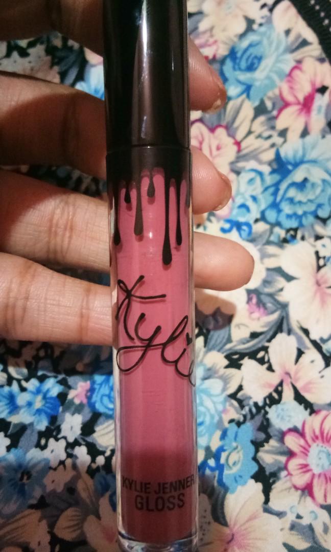 Loreal Infallible Lipstick, Maybelline Superstay Matte Ink, Kylie Gloss ...