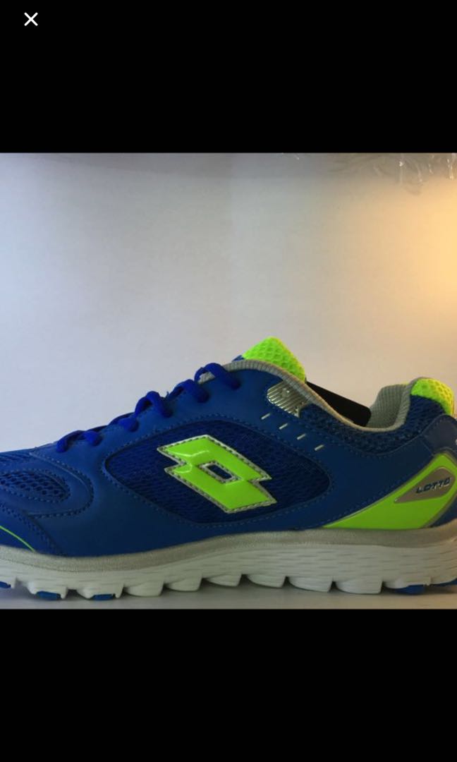 Lotto Running Shoes, Men's Fashion, Footwear, Casual shoes on Carousell