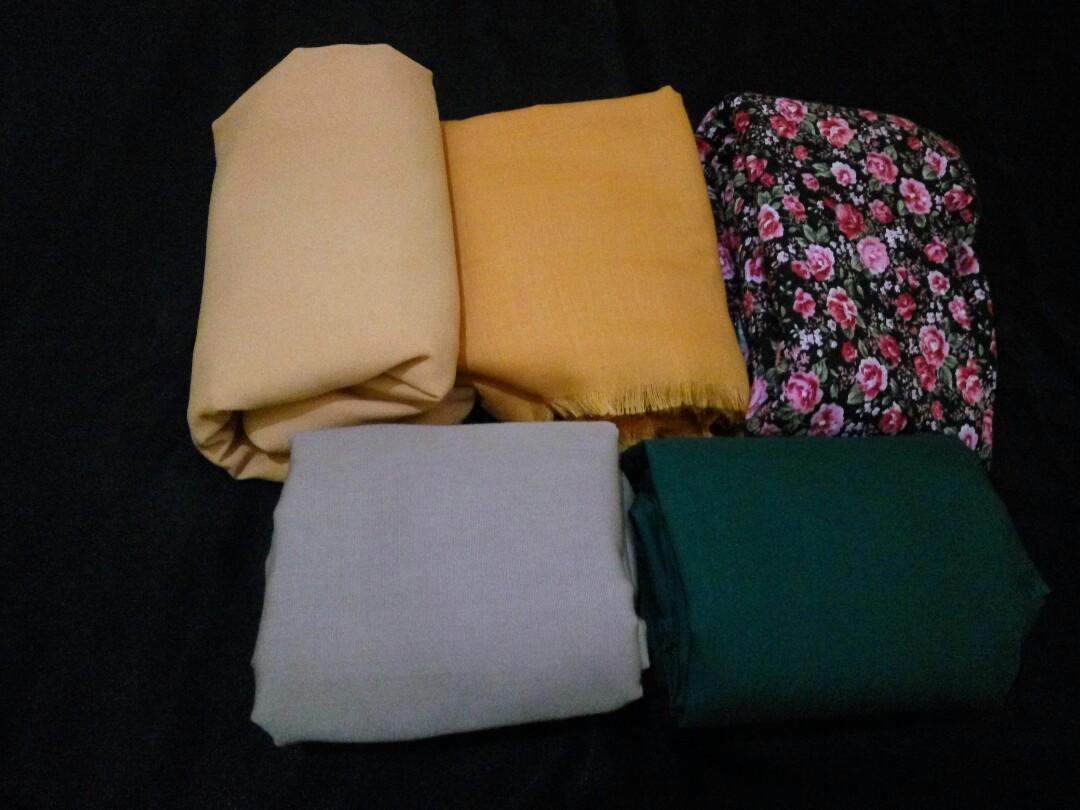 Pashmina dan segi 4, Fesyen Wanita, Muslim Fashion di Carousell