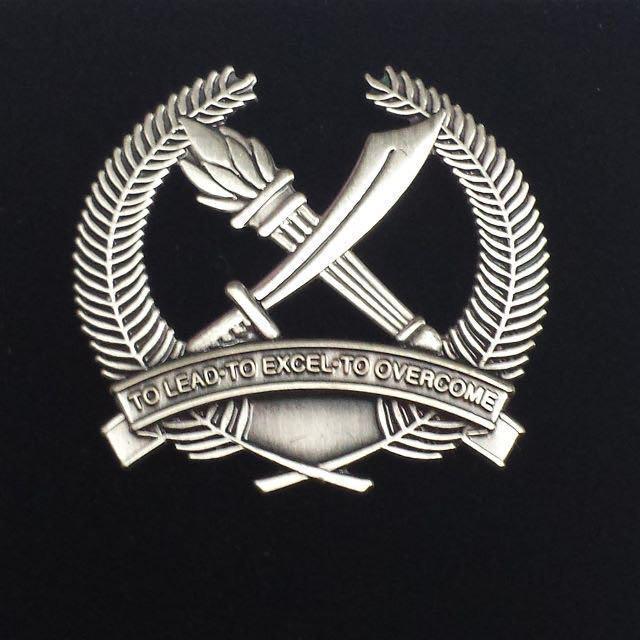 OCS SILVER SAFTI CAP BADGE. Good As A Souvenir As Well., Sports ...