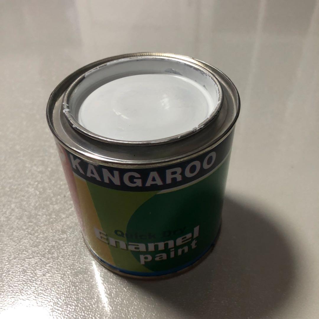 White Enamel paint (glossy) kangaroo brand 300ml, Everything Else on ...