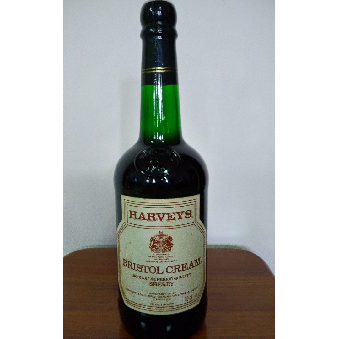 Harveys Bristol Cream 70 cl, Food & Drinks, Packaged & Instant Food on ...