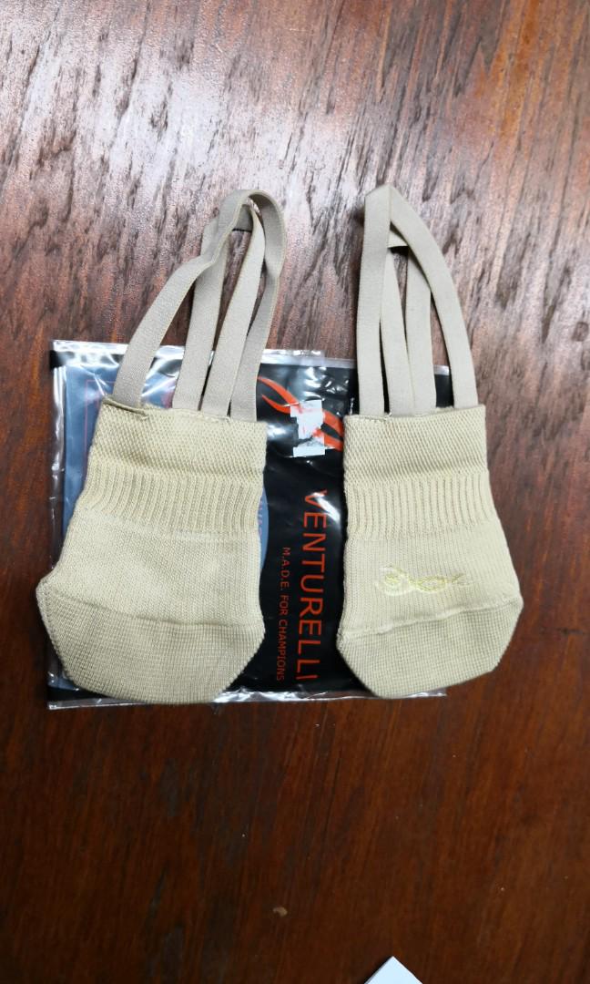 Rhythmic Gymnastics Sock Shoes, Men's Fashion, Activewear on Carousell