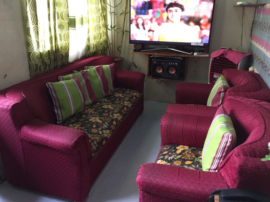 Sala set, Furniture & Home Living, Furniture, Bed Frames & Mattresses ...