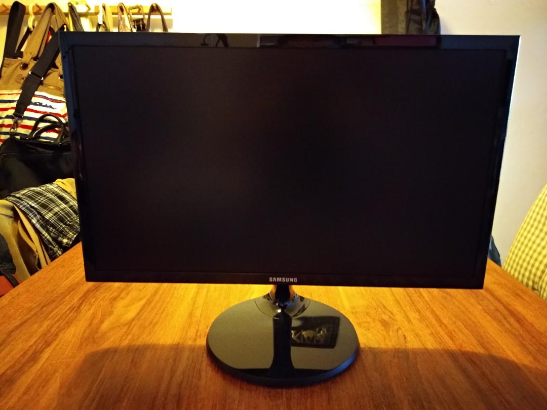 Samsung 22 inch HD monitor, Computers & Tech, Parts & Accessories ...