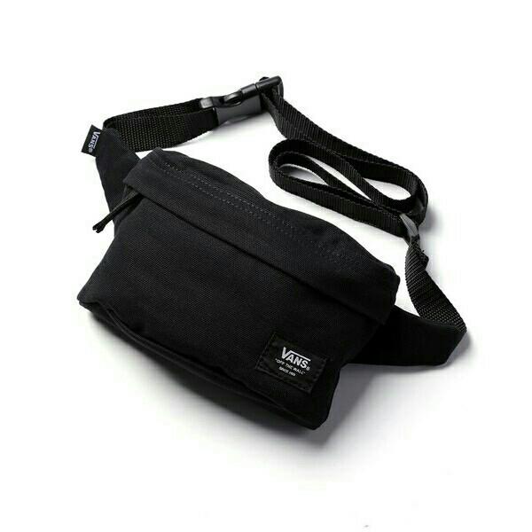 vans checkerboard fanny pack/waist bag/bum bag, Men's Fashion, Bags ...