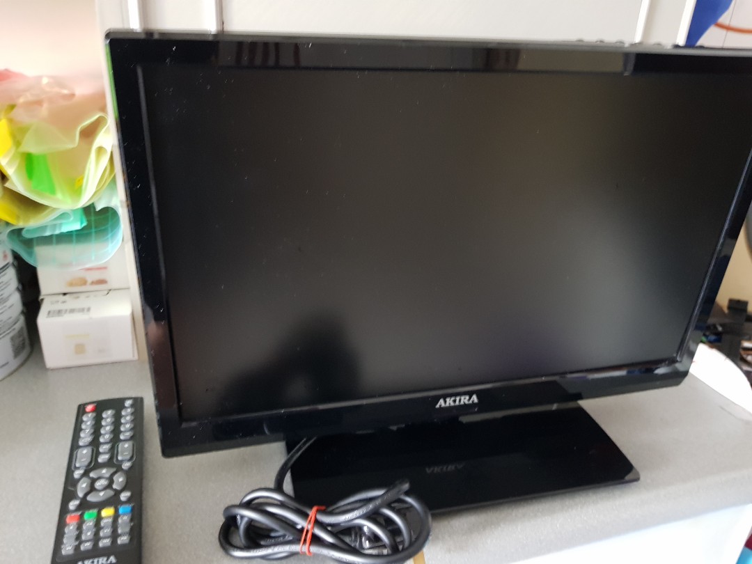 Akira 19" LED HDTV and PC Monitor (All in one) Model 19LED200 (TV ...