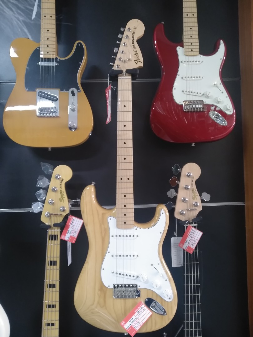 Fender Elektrik Guitar 70's Start Ini Bisa Dicicil Tanpa Jaminan, Musik ...