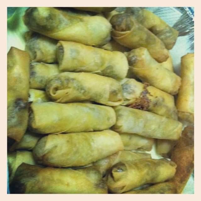 Frozen popiah assorted filling with cheese, Food & Drinks, Chilled ...