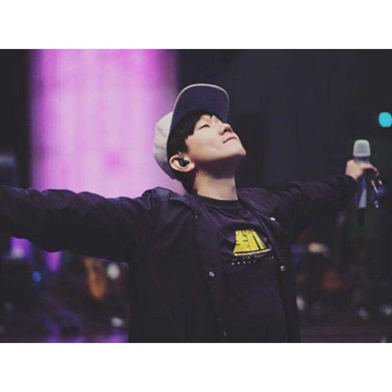 Jj Lin Jun Jie Sanctuary World Tour T Shirt, Women's Fashion, Tops ...