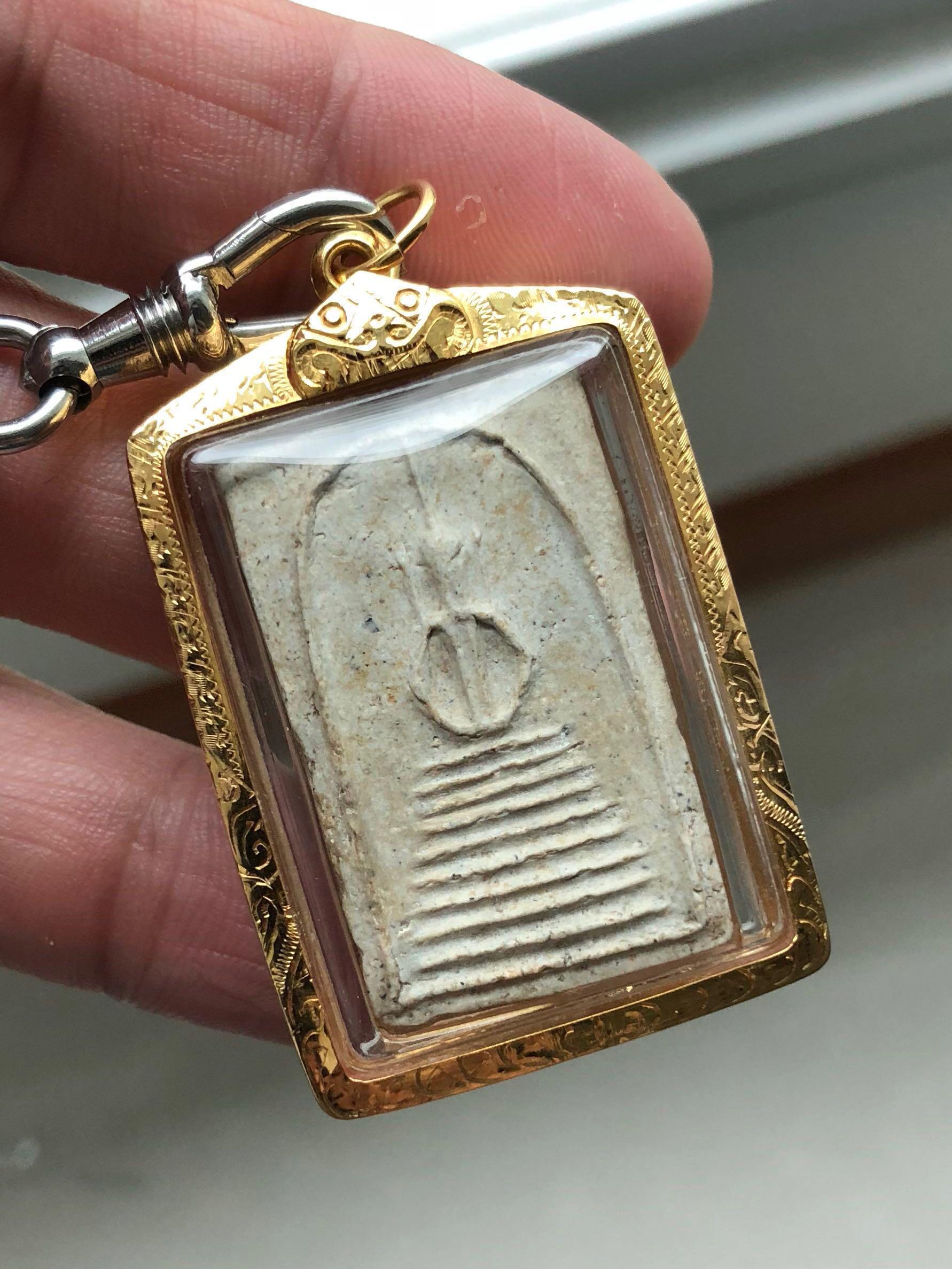 Lp Phoo Pu Phu Poo somdej Amulet, Hobbies & Toys, Memorabilia & Collectibles, Religious Items on ...