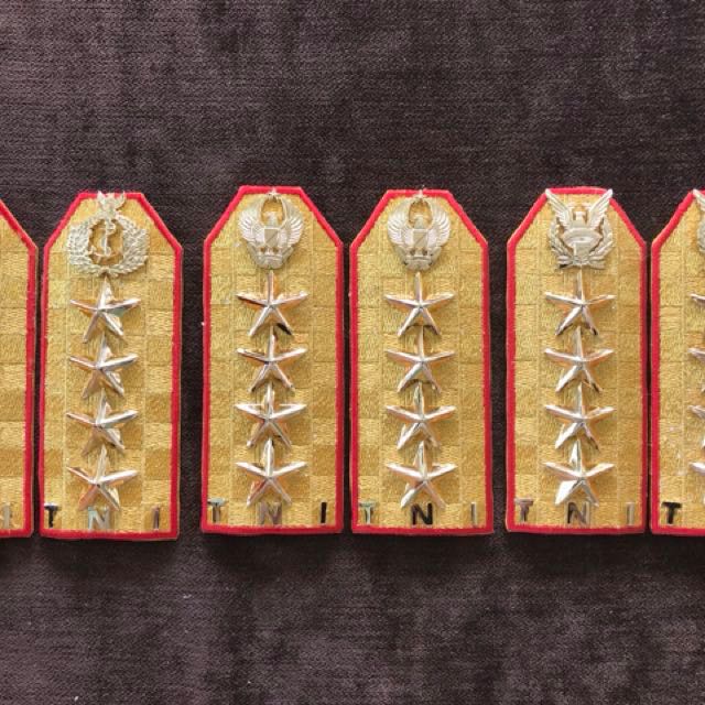 Military General Rank-Indonesia , Everything Else on Carousell